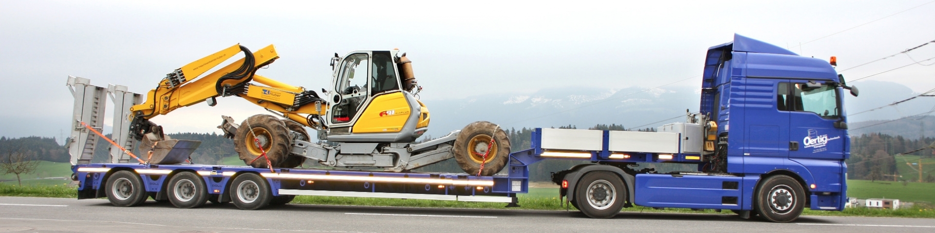 Lastwagen 3-Achser mit Anhänger